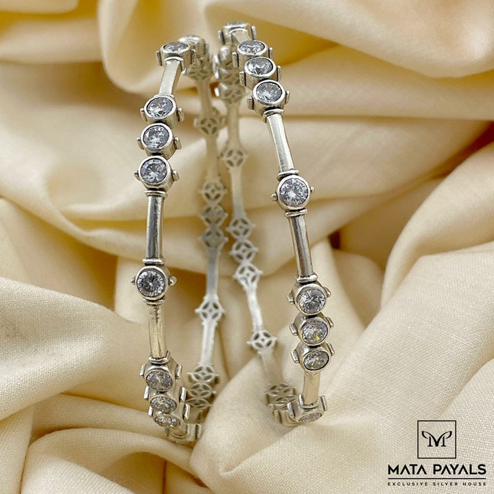 White Stone Bangle – matapayals