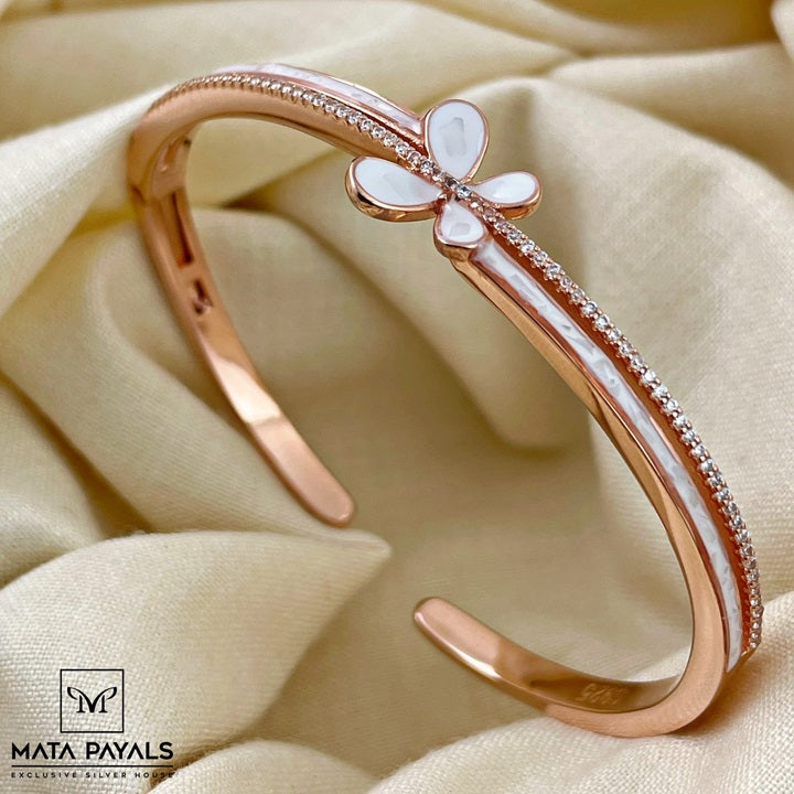 Mesmeric Butterfly Rose Gold Kada – matapayals