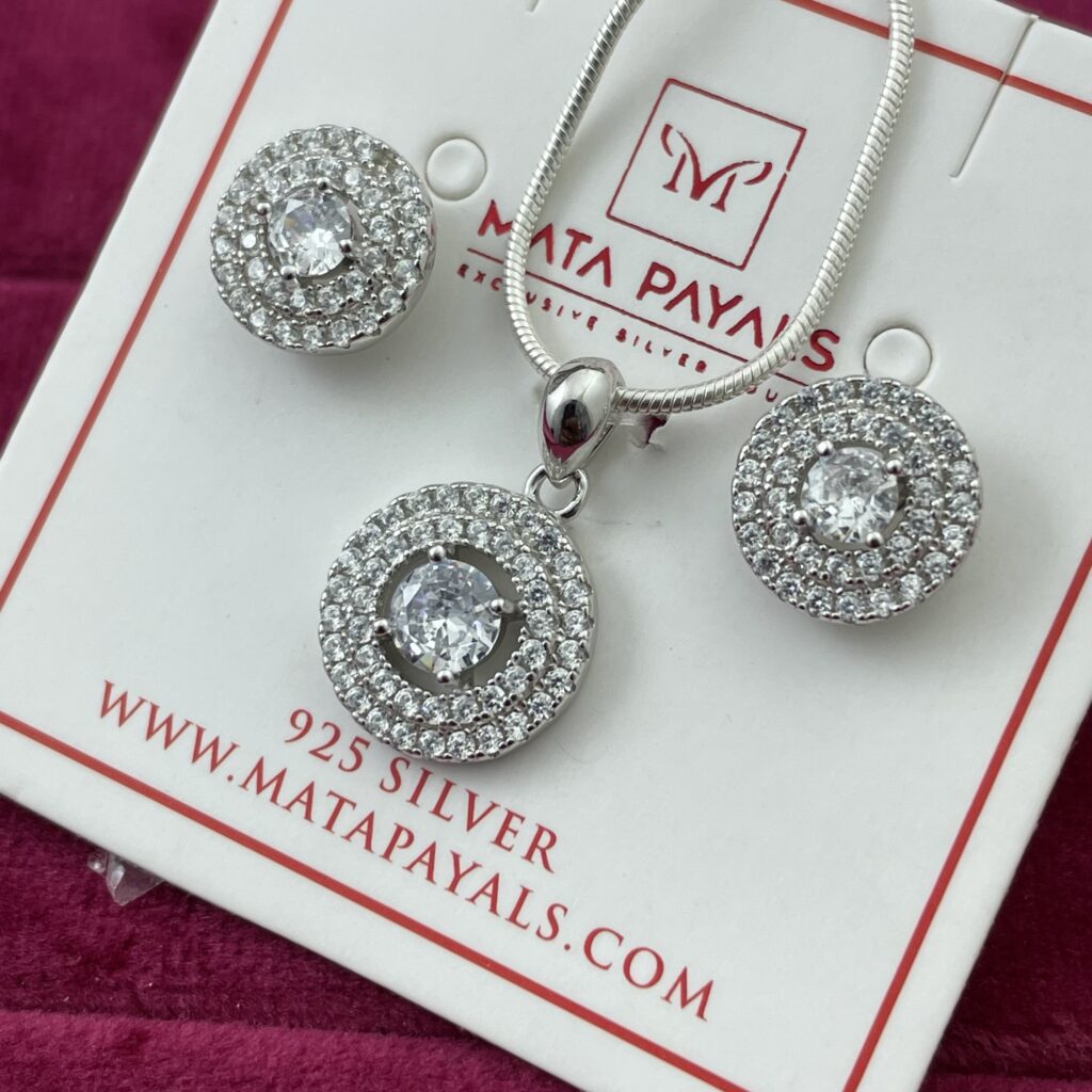 Circular P-Set – matapayals