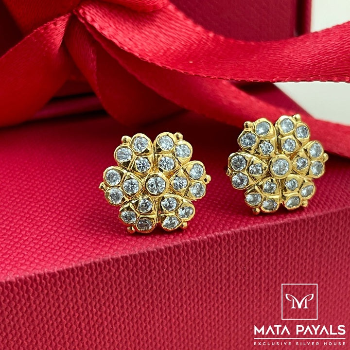 Attractive White Stone Stud – matapayals