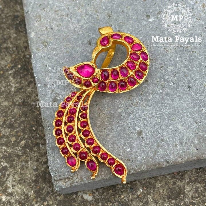Compelling Mayur Gold Plated Pendant – matapayals