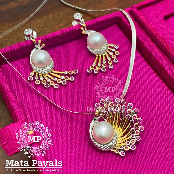 Gorgeous Peacock Colourful Pendant Set – matapayals